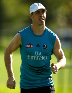 Loss sharpens focus: Maxwell