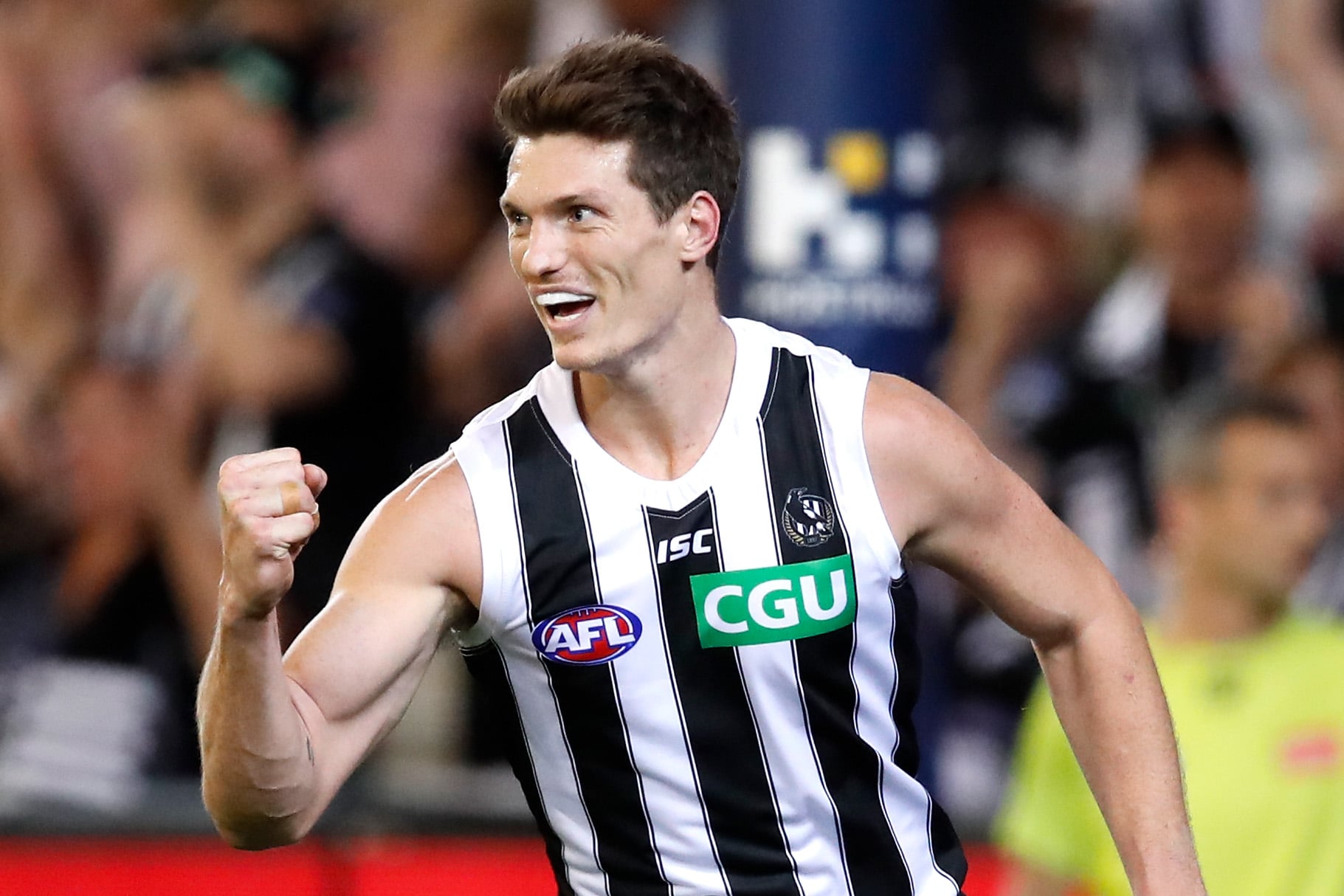 Footy's back!