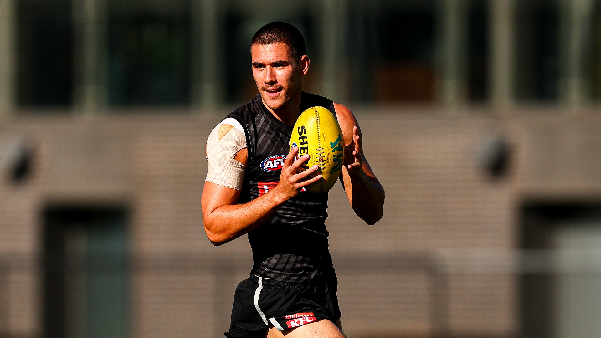 WATCH LIVE: McInnes to make VFL return
