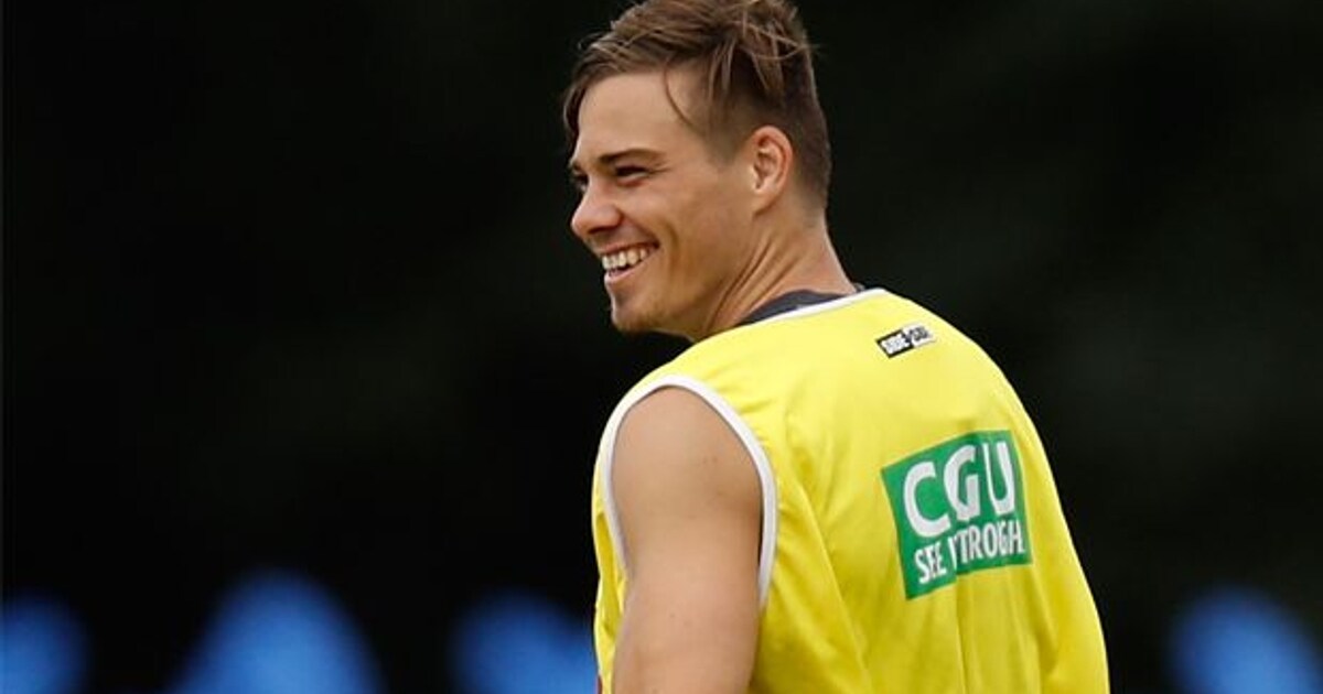 Bucks on Pendles, Elliott and the Hawks