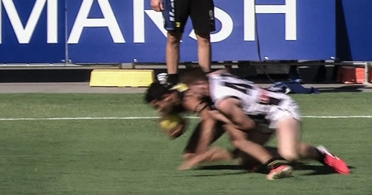 Highlights: Keane strong tackle