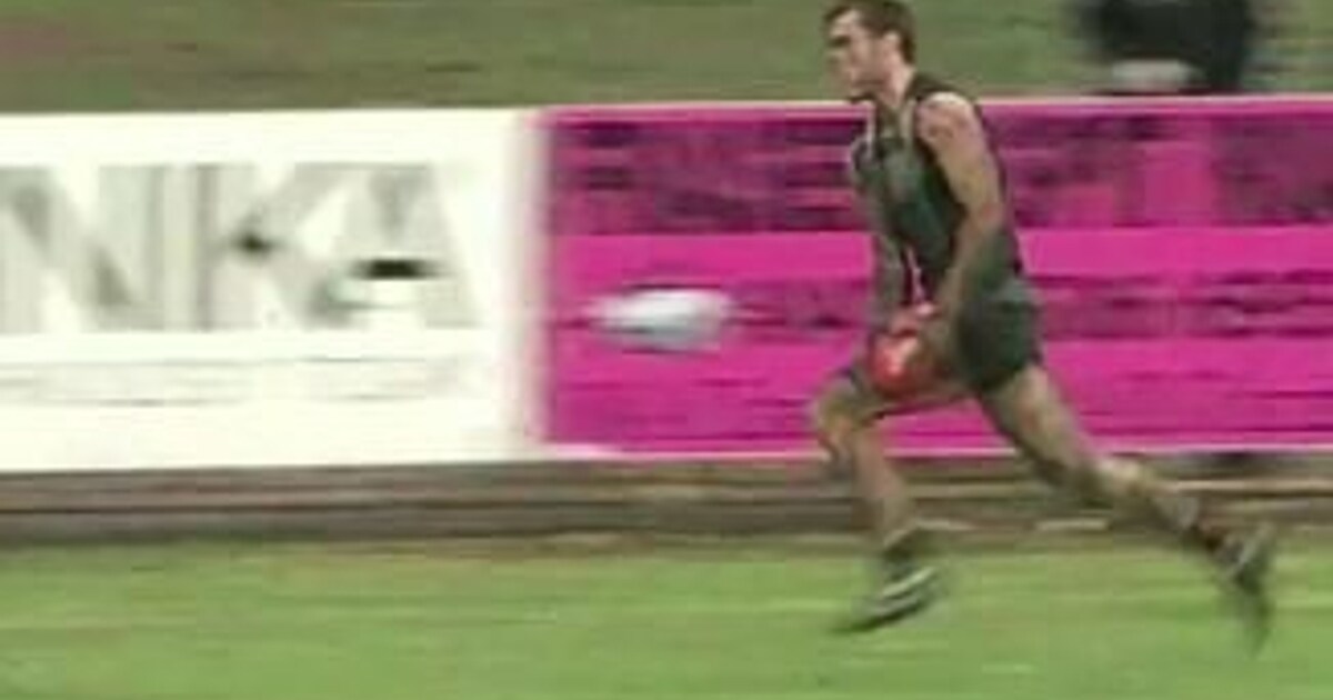 VFL: Tim Broomhead