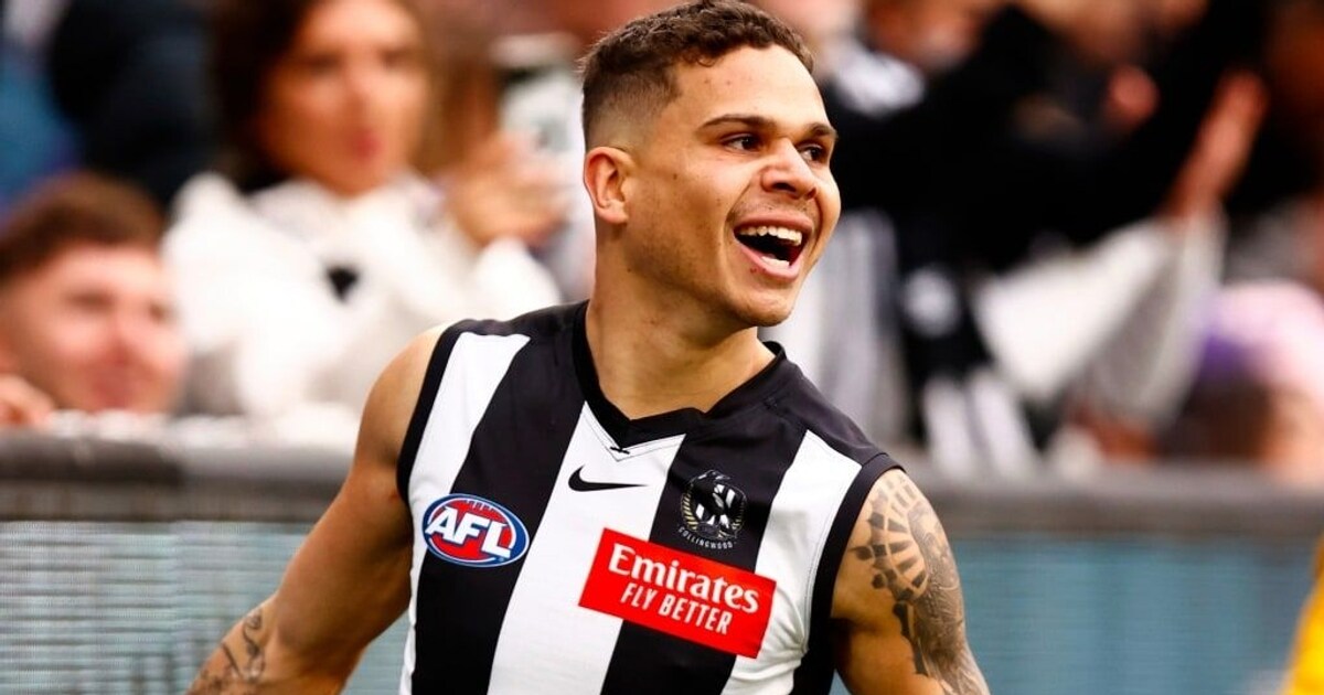 Bobby brilliance kicks Pies clear