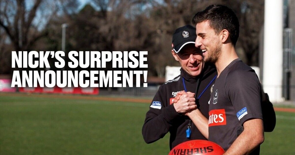 Craig McRae surprises Nick Daicos with some special news!