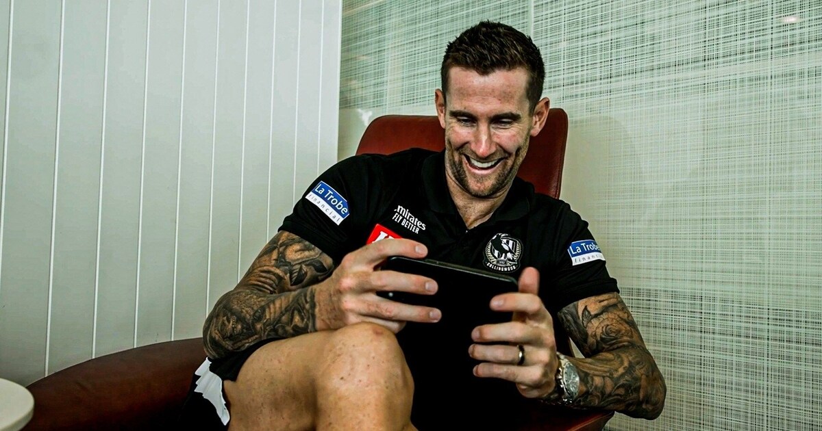 Howe explains the story behind his local footy hanger