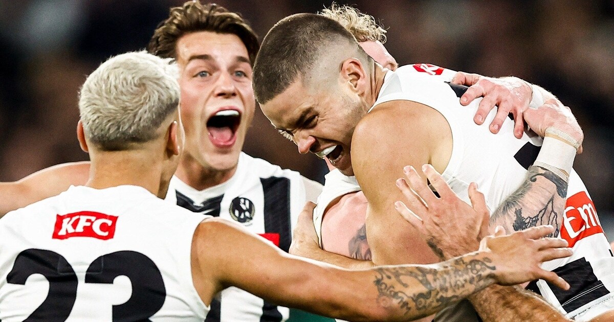 FIRST KICK, FIRST GOAL! Welcome to the AFL, Lachie Sullivan.