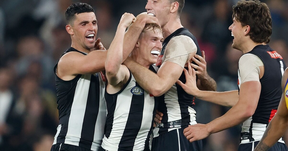 Pies win fifth game of the season in Mother's Day masterclass
