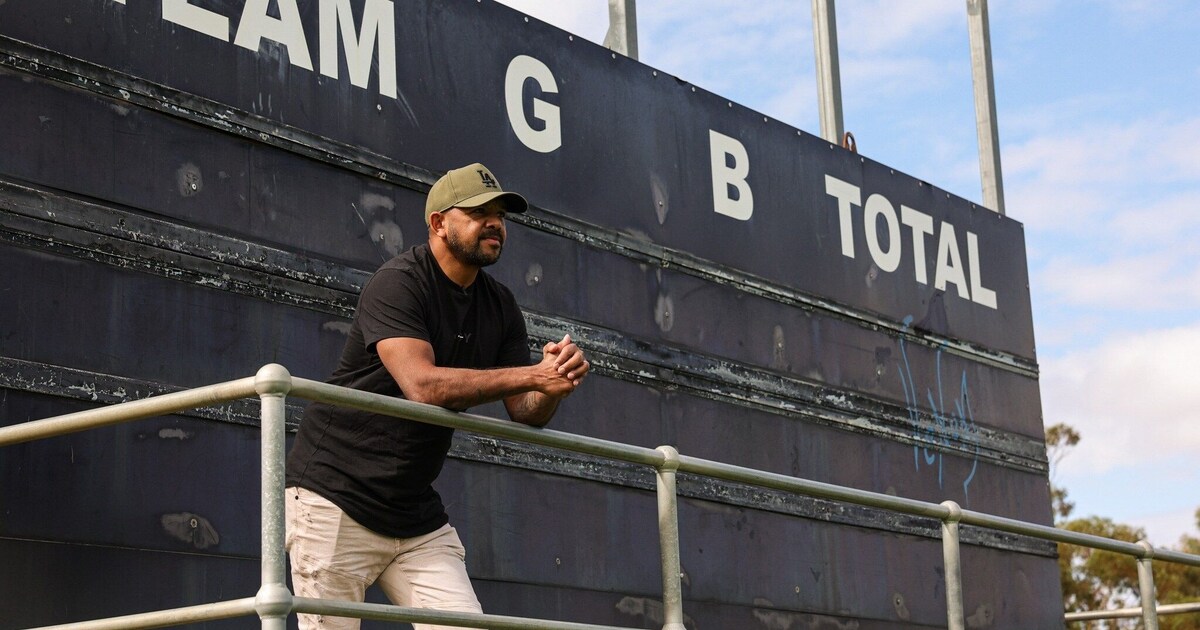 Connection to Country: Leon Davis' journey